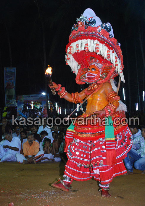 Vayanattu Kulavan Theyyam Kasargod Kerala
