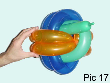 Balloon animals twisting instructions: Balloon ball. How to make a ...