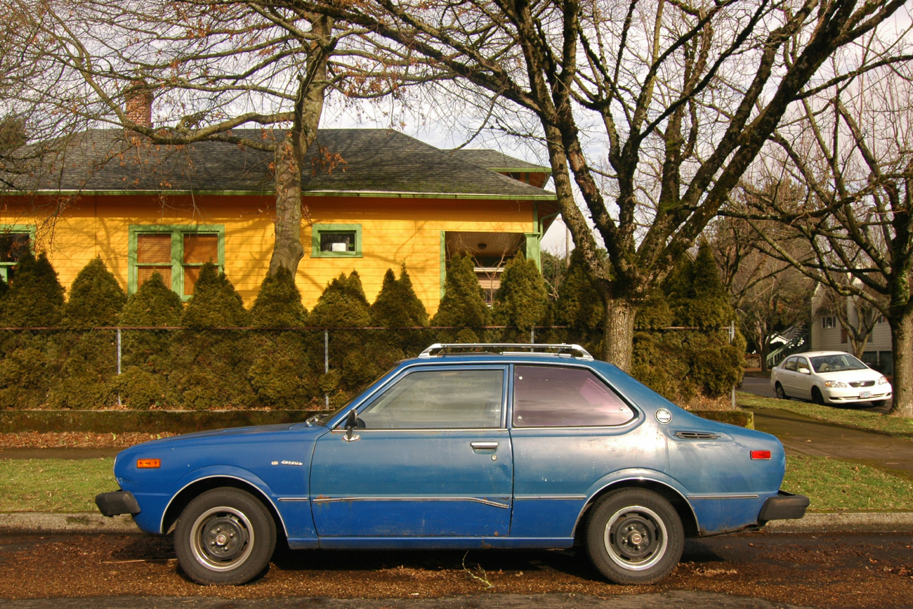 OLD PARKED CARS.: Happy Memorial Day from OPC! 1978 Toyota Corolla Deluxe.