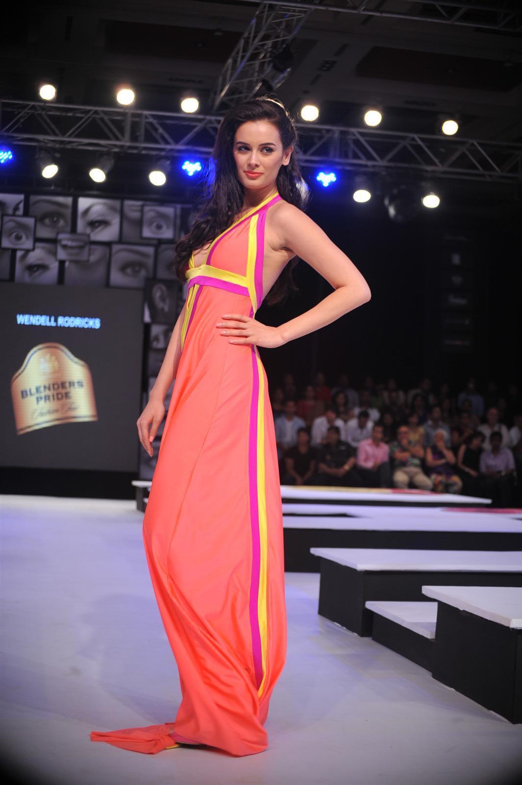 Ladies Fashion Fun: Indian Designer Wendell Rodricks Summer Collection 2013