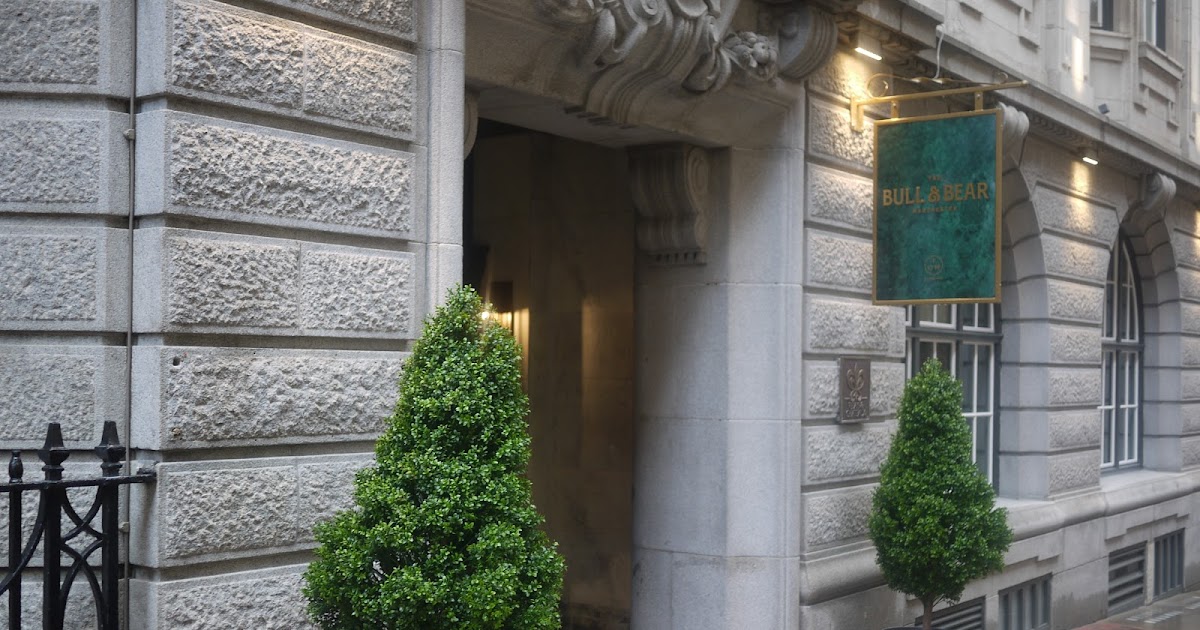 Cheese and Biscuits: The Bull & Bear, Manchester