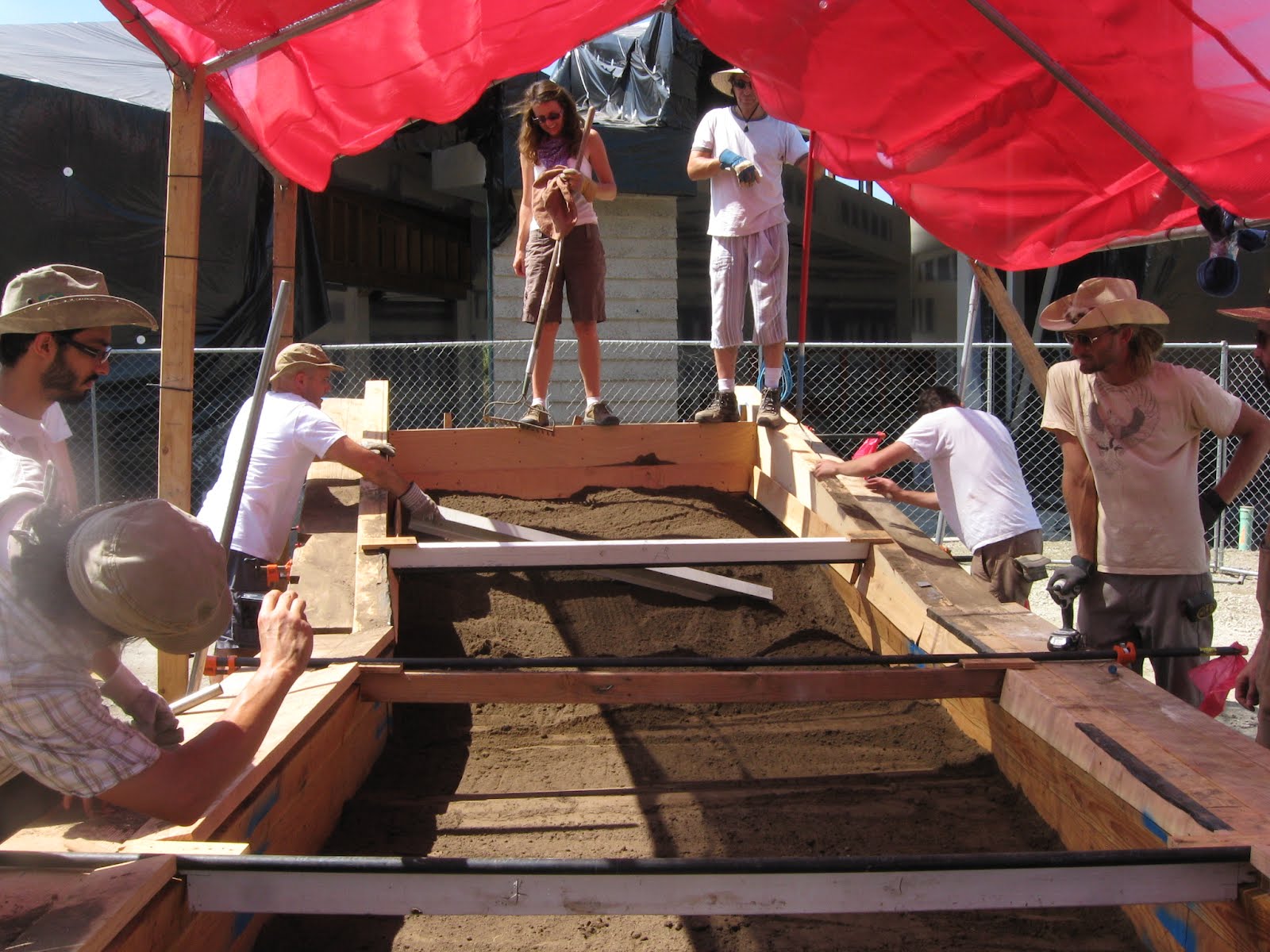 sb: rammed earth process