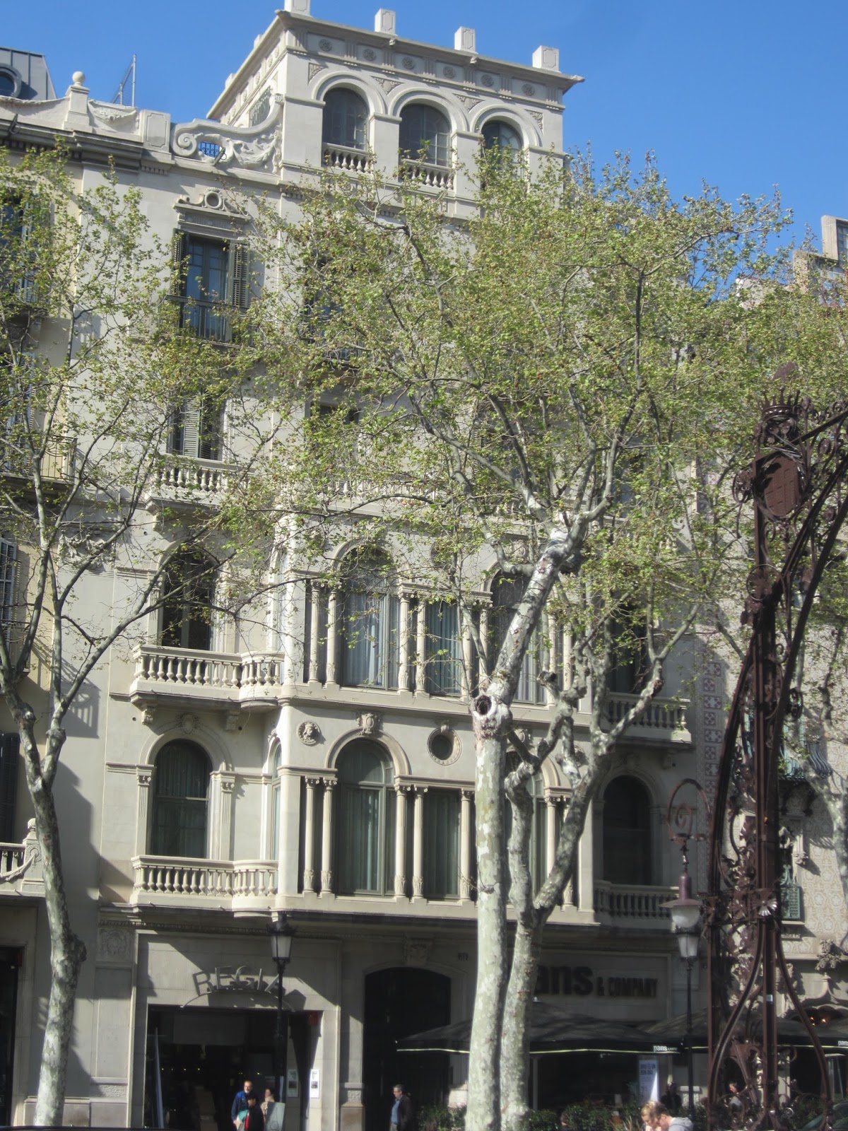 Redescubriendo Barcelona y más allá: 30/03/2016 Casa Bonet