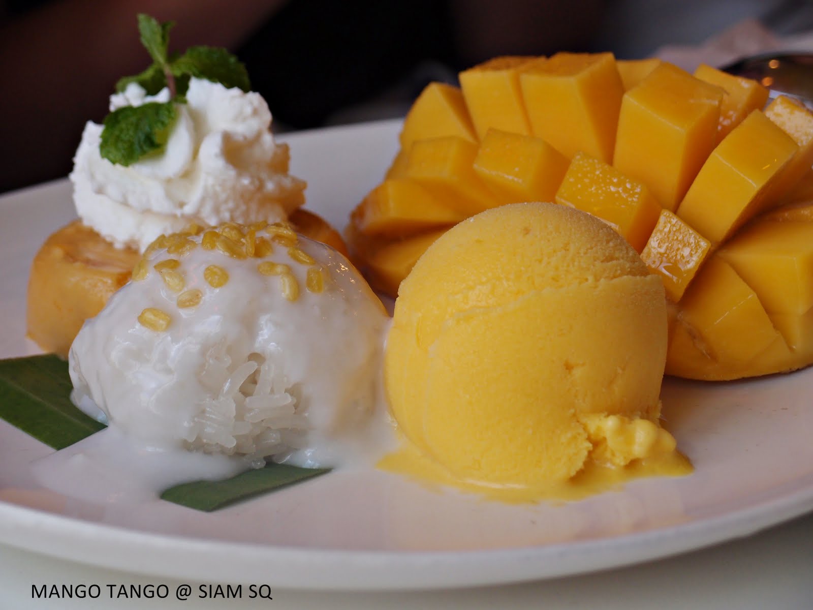Couch Company: Mango Tango @ Siam Square, Bangkok