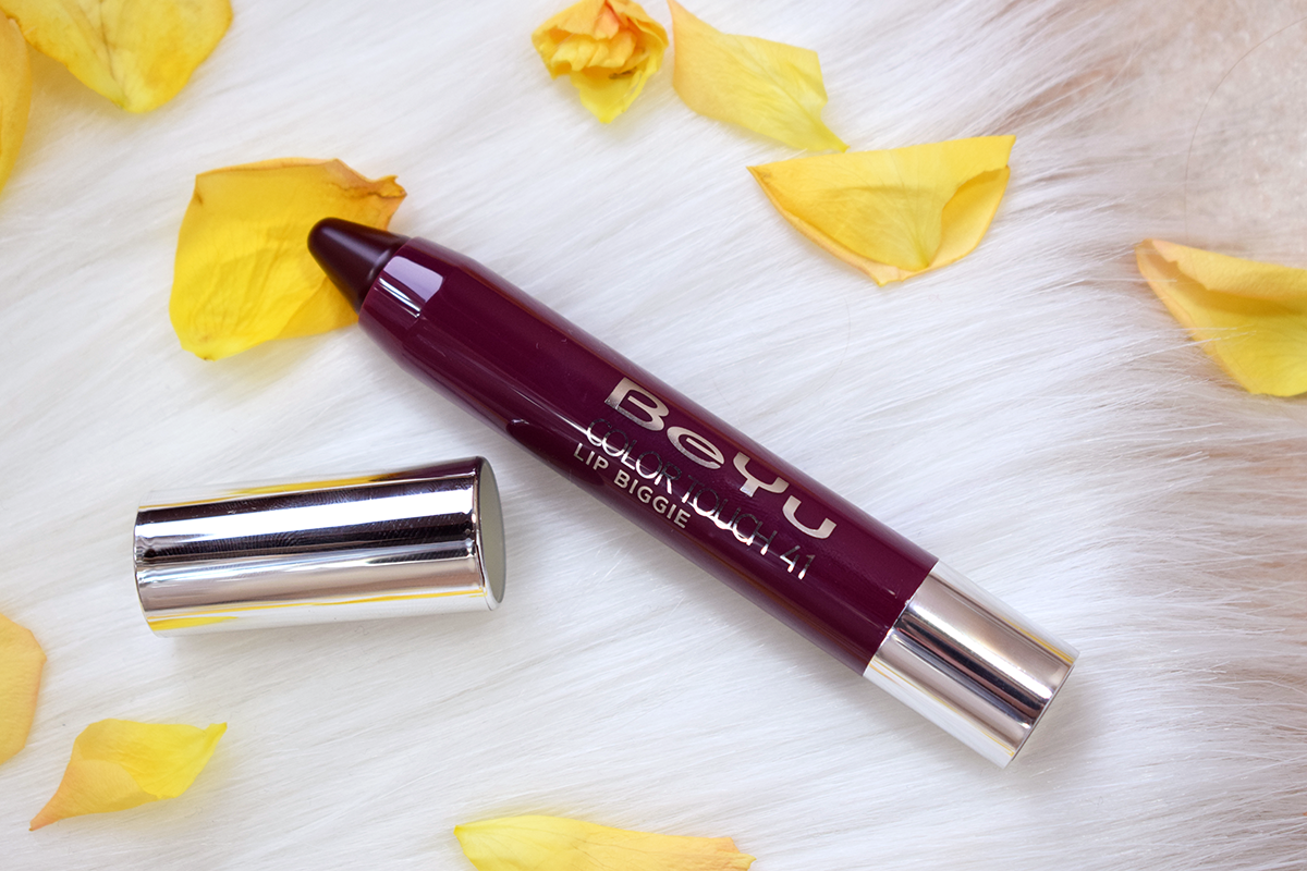 Review: Beyu Purple Makeup Picks - Adjusting Beauty