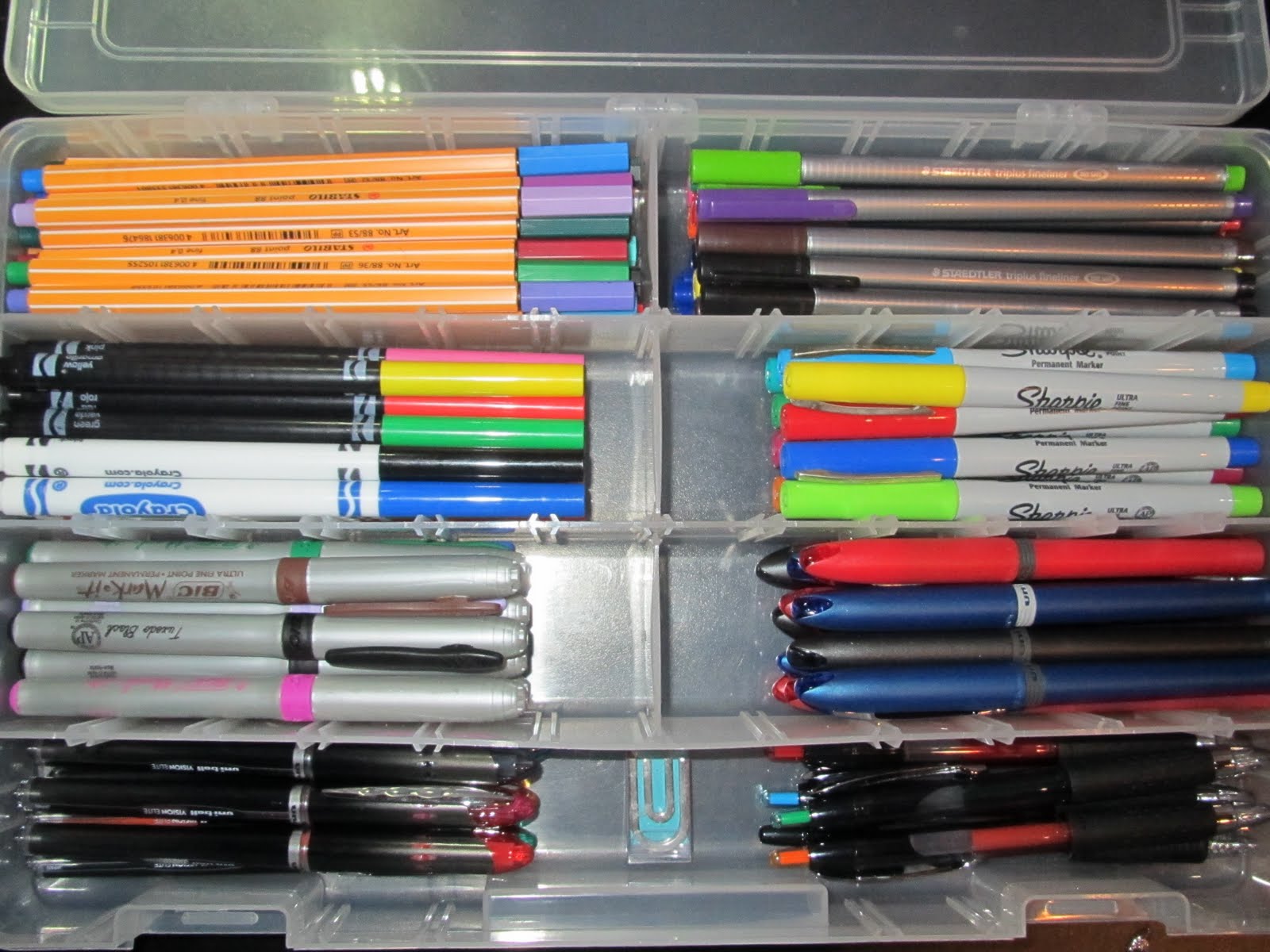 Pen and Paper Hoarder: Wordless Wednesday 7-13-2011 - Storage Box #1