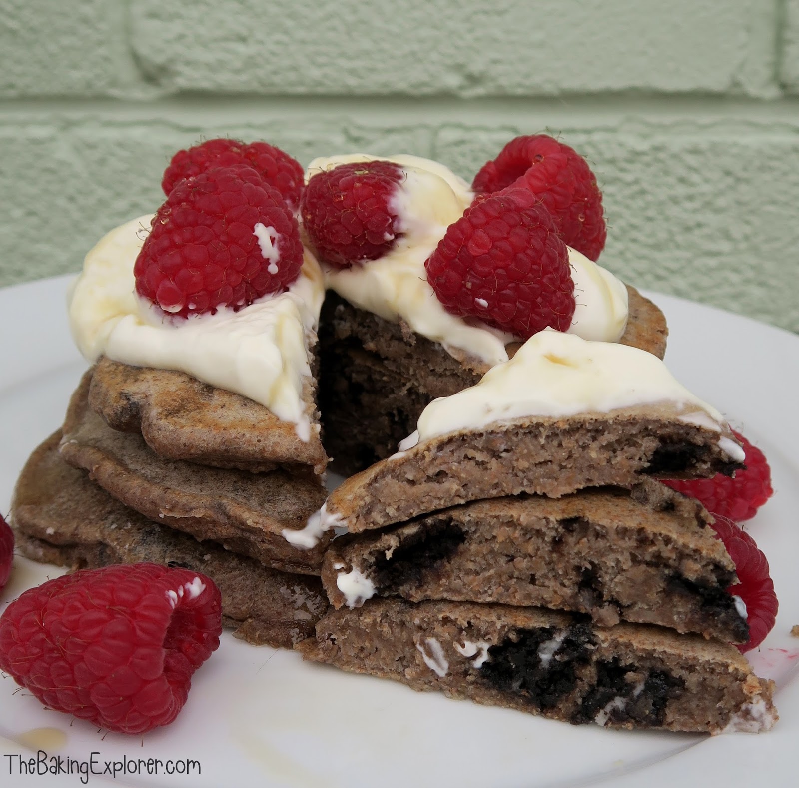 Easy Oreo Pancakes - The Baking Explorer