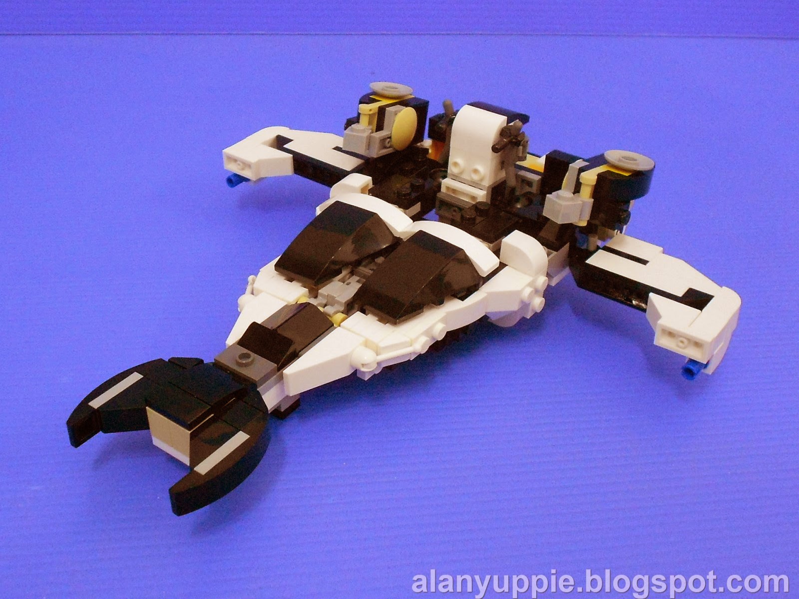Alanyuppie's LEGO Transformers: Shadow Wing: LEGO 31021 Furry Creatures ...