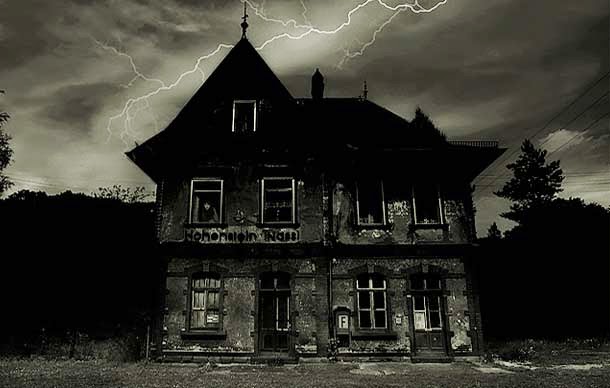 Panteón de Juda: Imágenes de Casas embrujadas