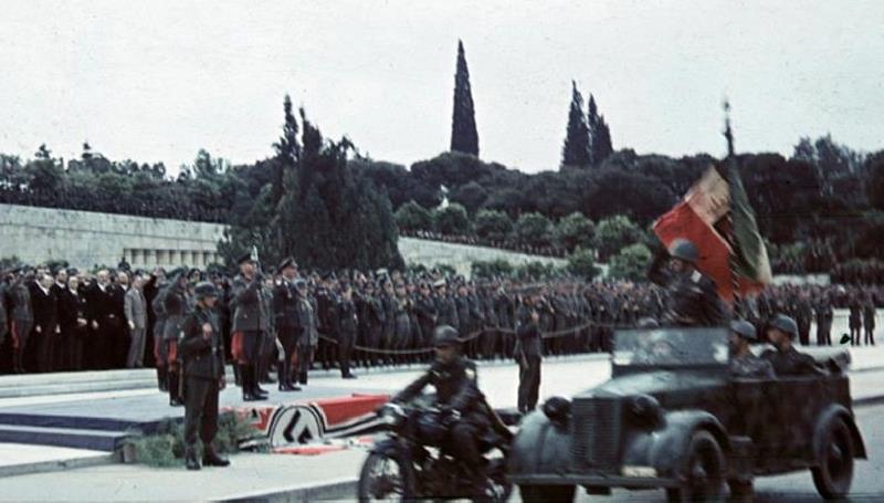 27 Απριλίου 1941: Οι Γερμανοί μπαίνουν στην Αθήνα (ΒΙΝΤΕΟ - ΦΩΤΟ ...