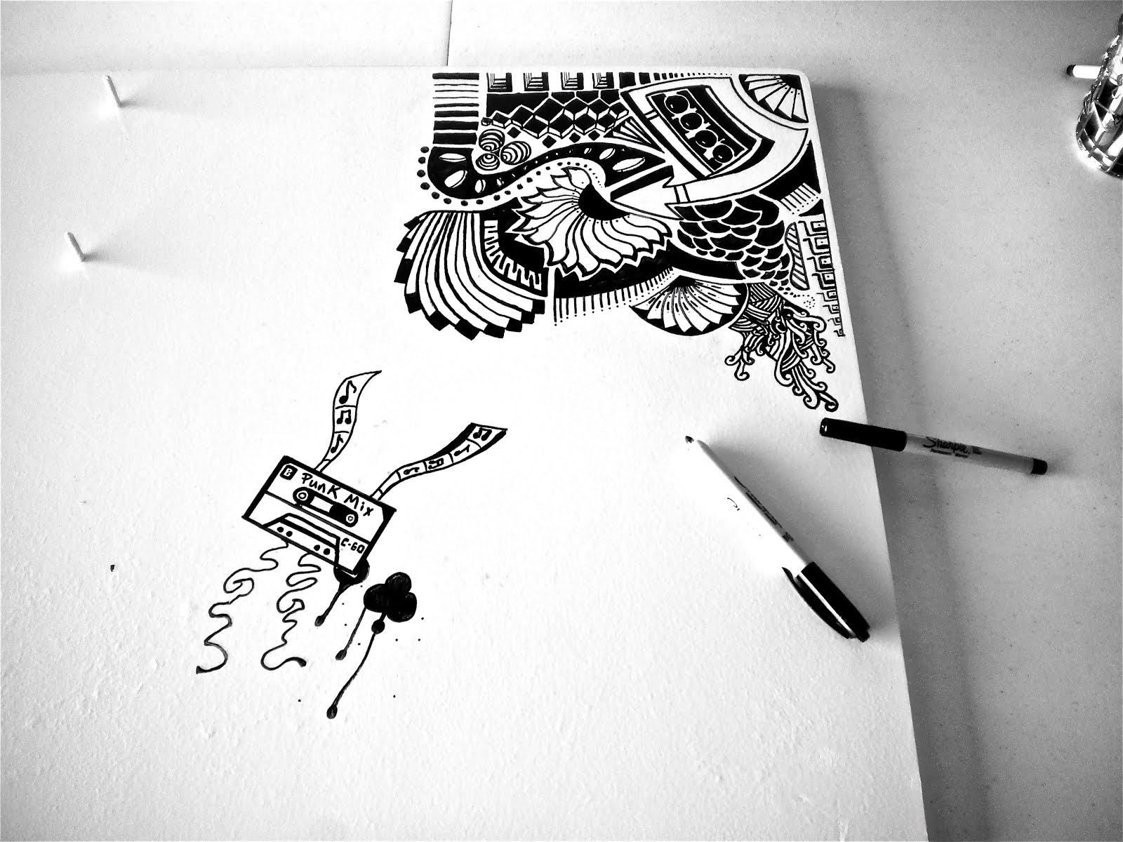 The Art of Alex Tafur: Sharpie Computer Desk Project