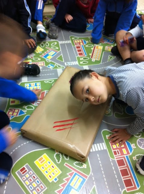 ESTOS LOCOS BAJITOS: SEGUIMOS ENCONTRANDO PISTAS