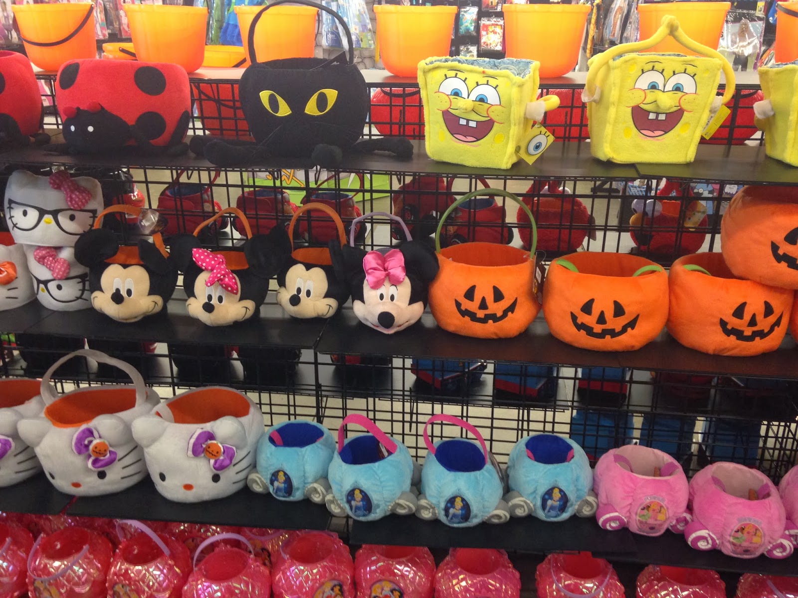 Mommy's Favorite Things: Spirit Halloween Review