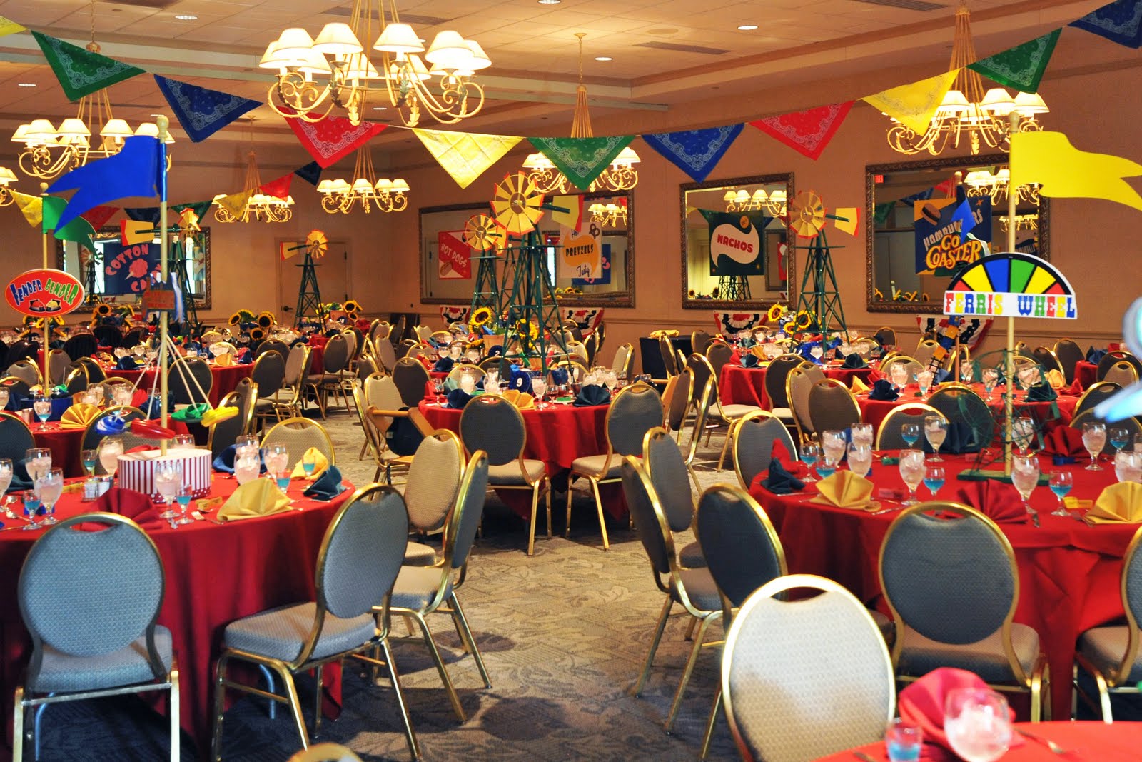 Setting the Mood: IT'S STATE FAIR TIME!