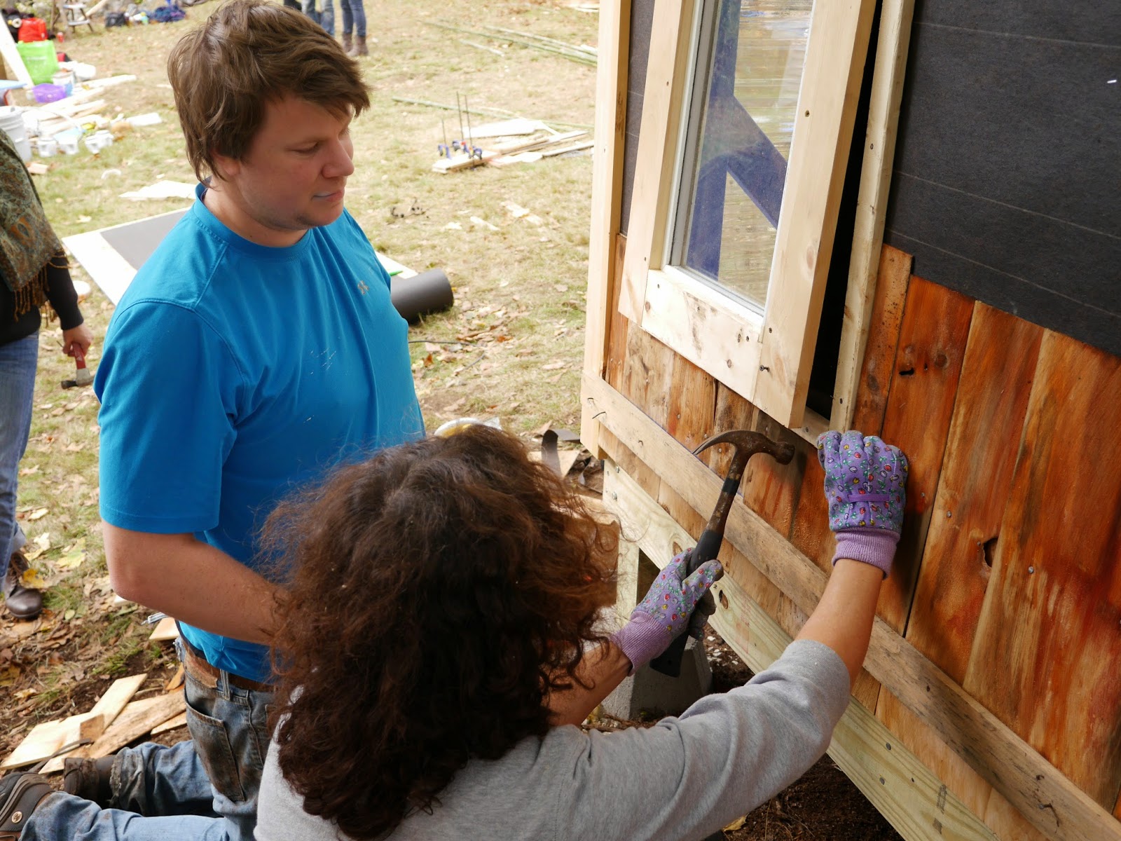 Relaxshacks.com: "The Lunar Lander"- an AFFORDABLE and MODERN Tiny ...