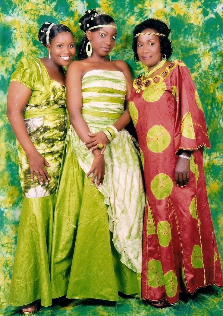 Aishas' Kitchen Party ~ Wedding Bells