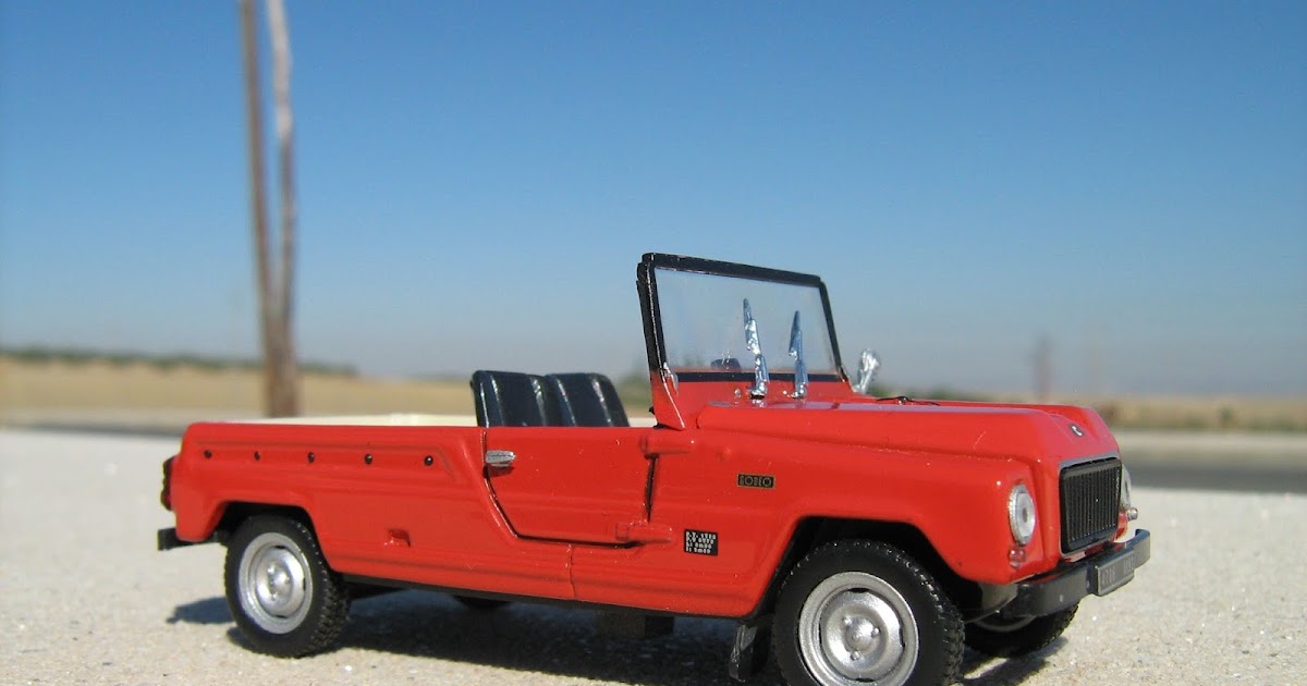 El Garaje Algabeño: Renault ACL Rodéo 4 Évasion de Universal Hobbies