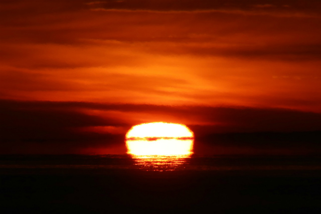 Welcome to Mombetsu Blog: Square sun