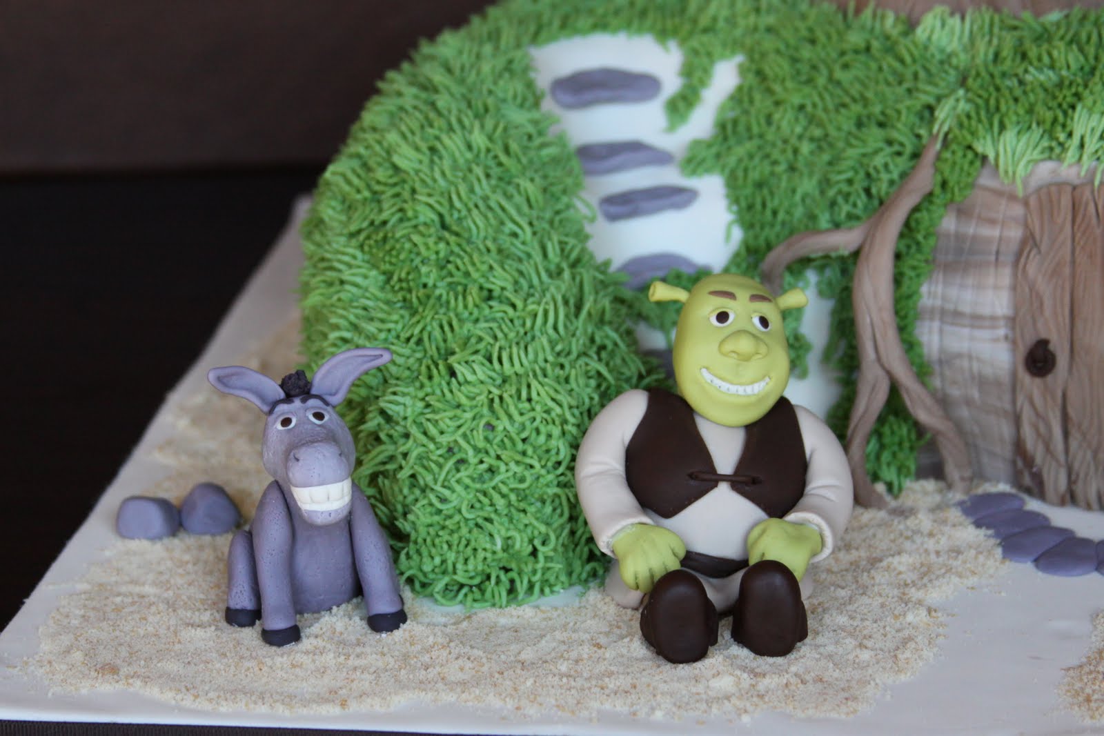 .: Shrek Cake