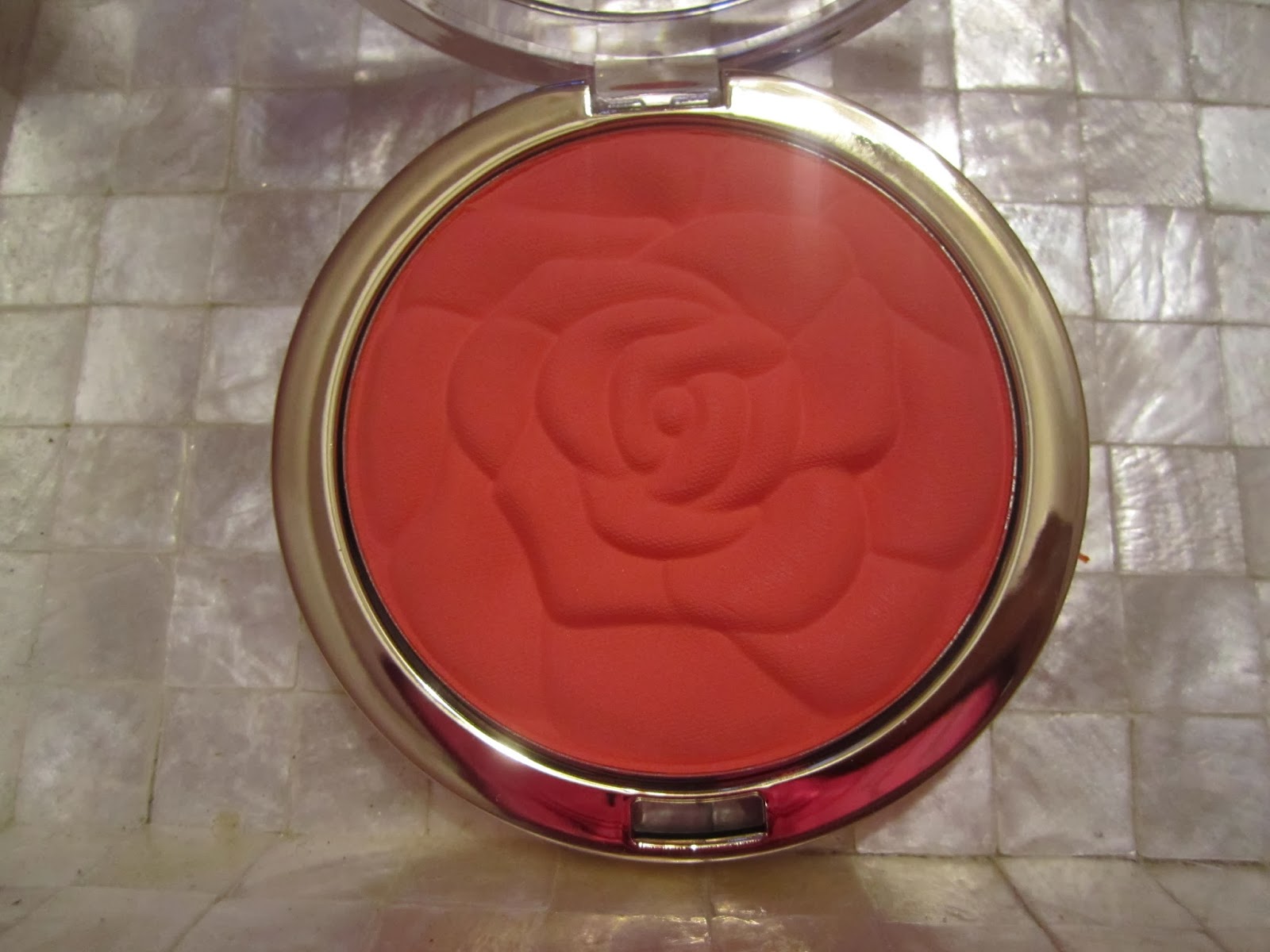 Zytlaly Beauty Blog : Milani Rose Powder Blush Collection (Limited Edition)