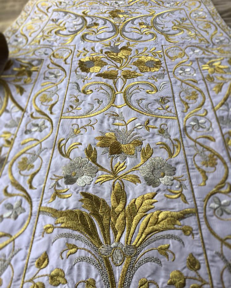 A New Renaissance in Vestment Embroidery Has Commenced ~ Liturgical ...