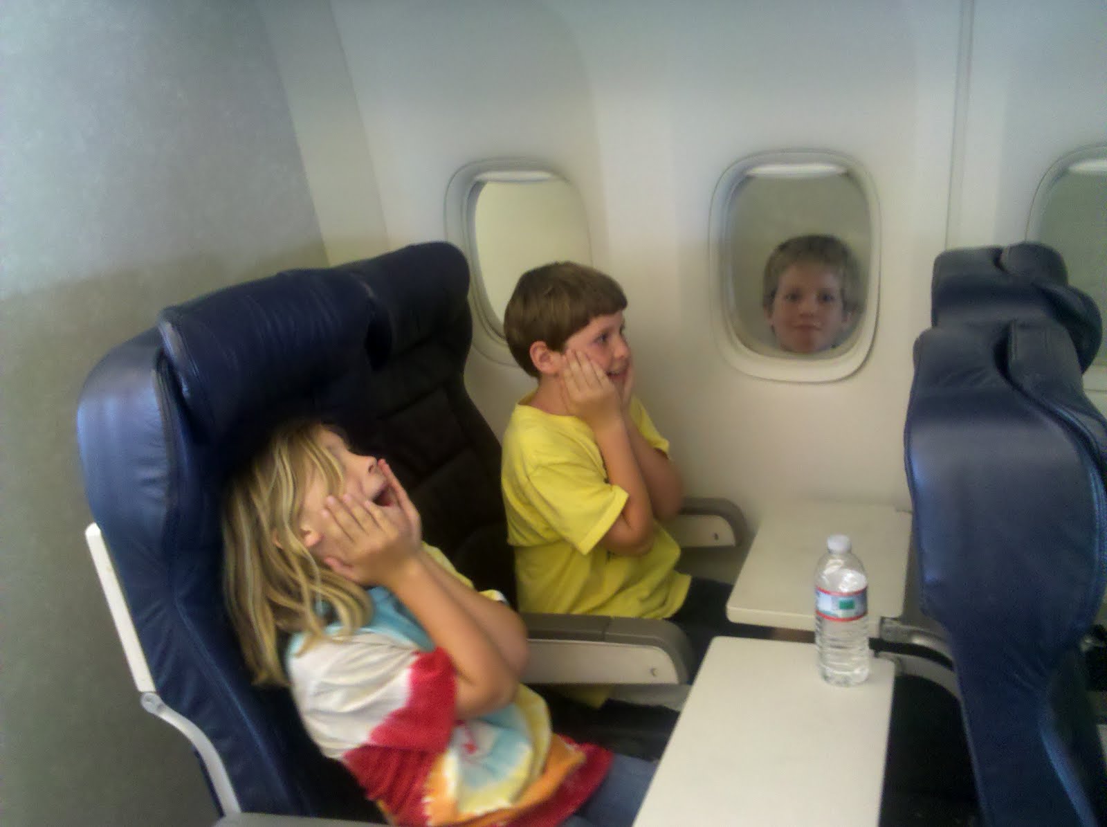 Notte Family Adventures: There's a gremlin on the wing!