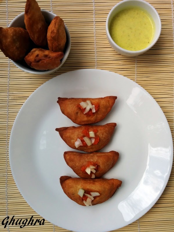 Recipe of Gujarati Ghughra | How to Make Ghughra - VegRecipeWorld