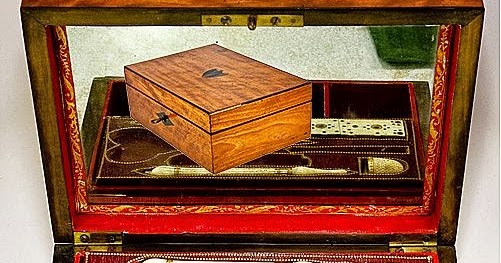 Sew Historical...and other fun stuff: The Sewing Box