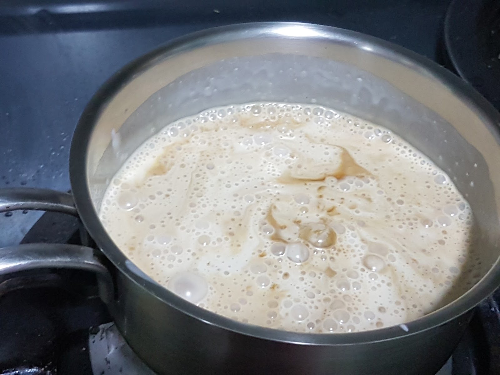 Suman sa Lihiya (Wrapped Glutinous Rice with Lye Water)