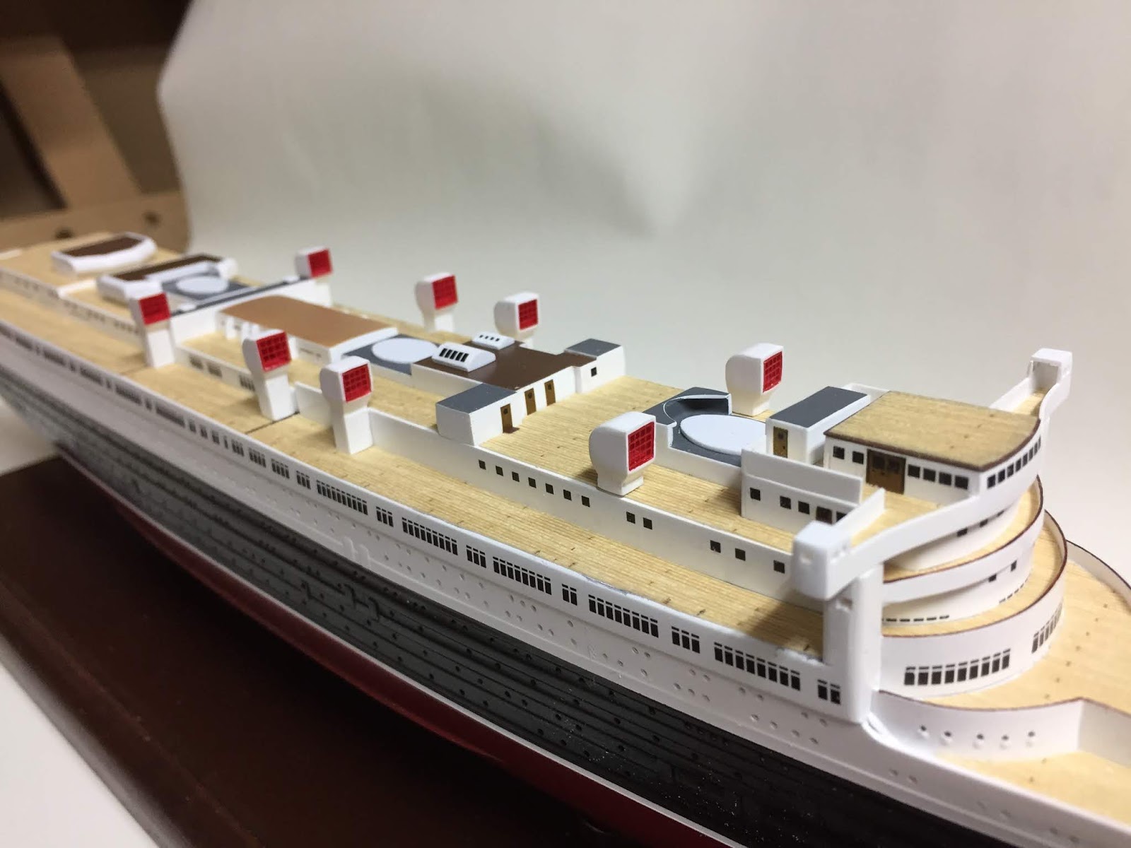 Scott's RMS Queen Mary Model