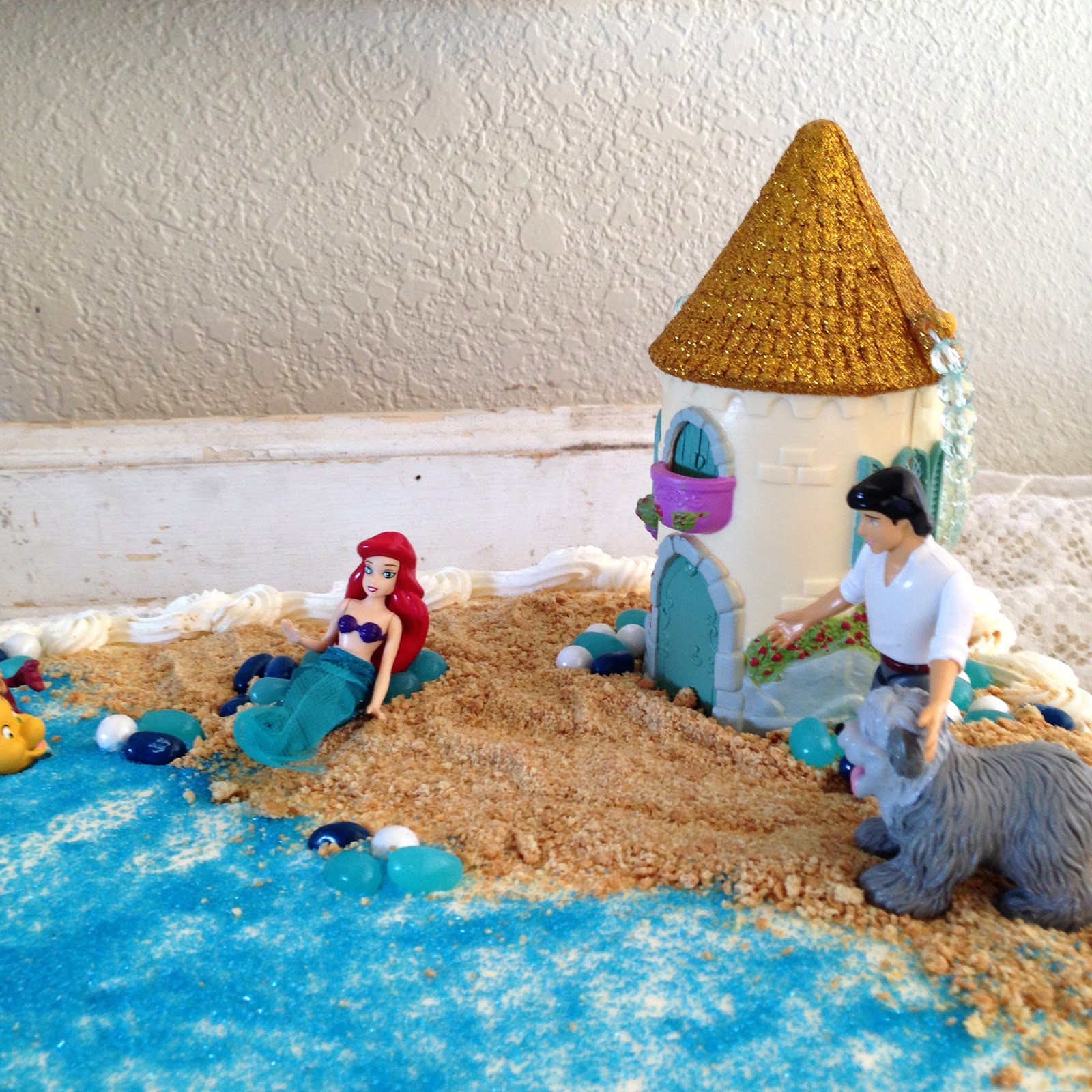 Simple Little Mermaid Cake