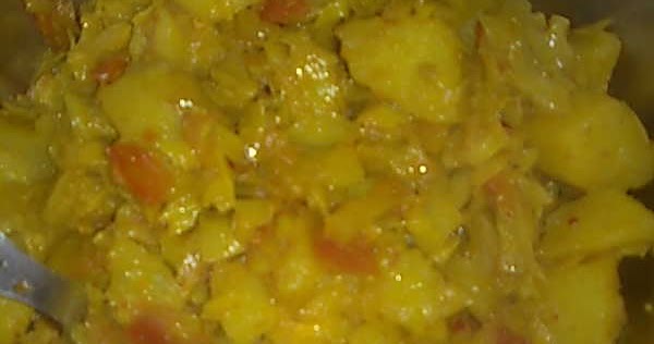 Fast Indian Recipes: Bengali Aloo Patta Gobi (Potato with Cabbage)