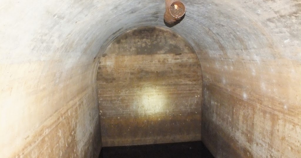 BUNKERINFO - Bunkers, Info, Foto's, Locaties en Meer!!!: Waterbunker