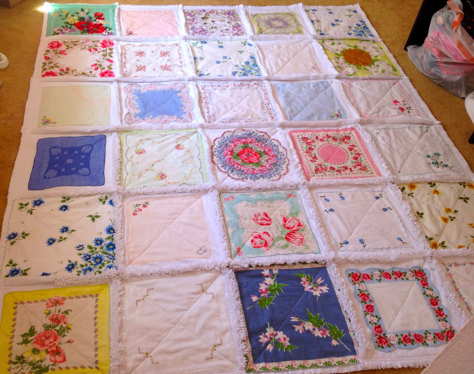 ZeedleBeez: Hankerchief Rag Quilts