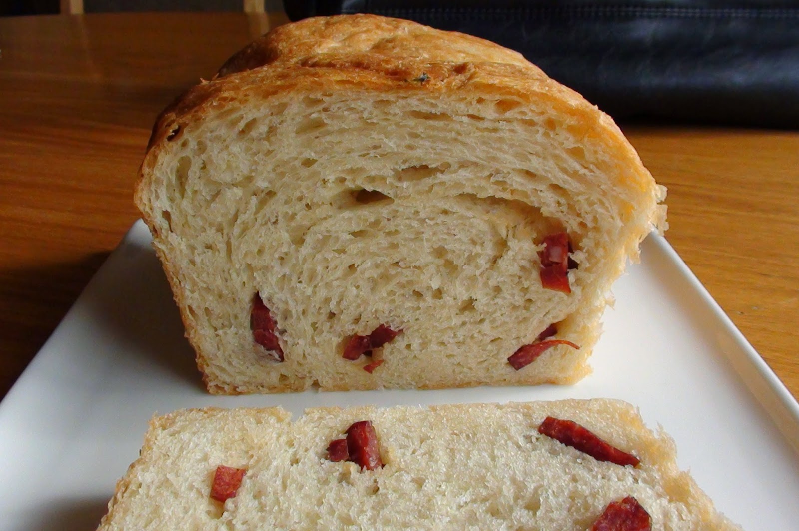 zsuzsa is in the kitchen: SAUSAGE BREAD