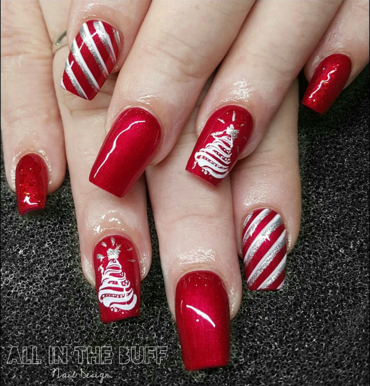 RETRO KIMMER'S BLOG: KIMMER'S FAVORITE HOLIDAY NAIL ART FOR 2017