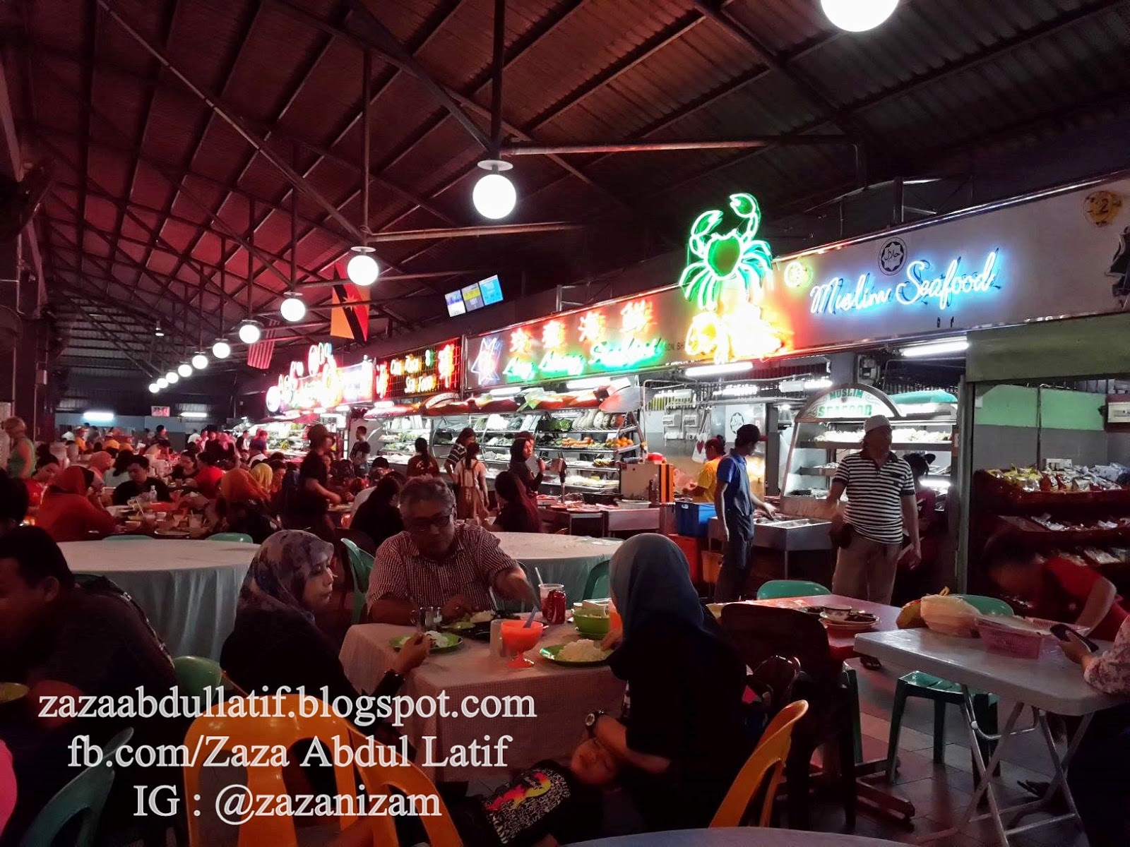 Zaza Abdul Latif: TopSpot Food Court - Kuching Sarawak