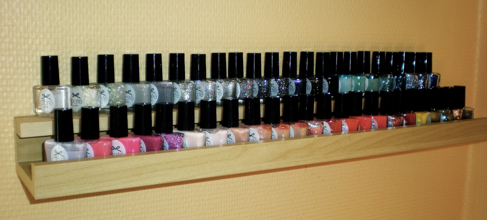 la fille lumineuse: My Nail Polish Storage