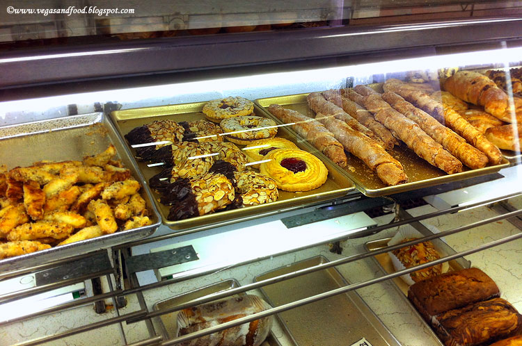 Diamond Bakery - Los Angeles - Vegas and Food