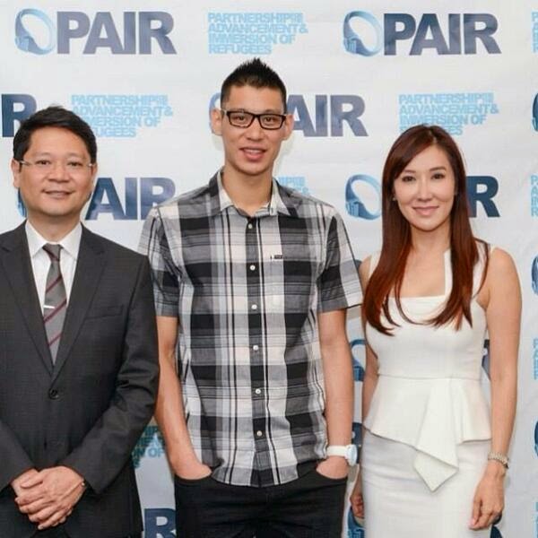 Jeremy Lin & his hot fans : r/lakers