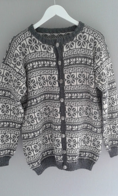 Wenjo`s Strikkeblogg: Nordfjord Kofte