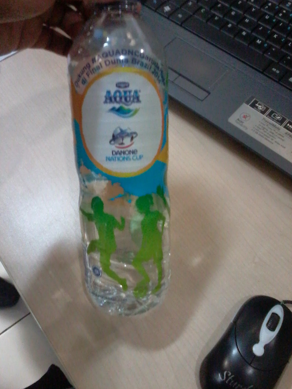 23 Kata Kata Lucu Di Botol Aqua