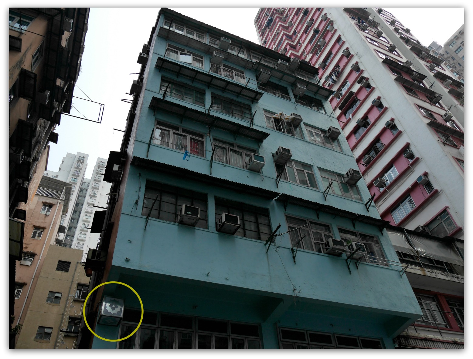 gustia: Little Kitchen by David Forestell