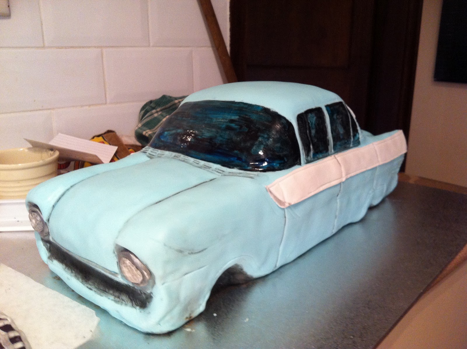 Simone's Cake Creations: 1961 FB Holden cake
