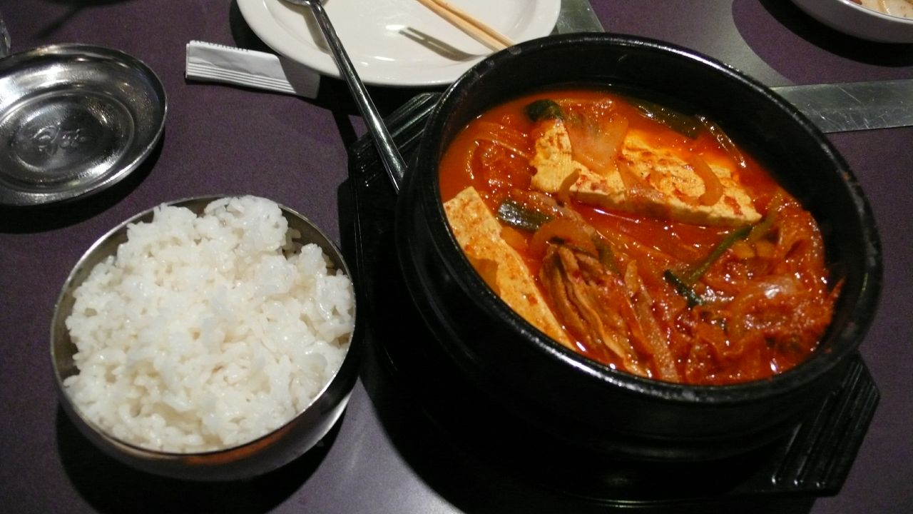 Justin Wants to Feed You: Kimchi Soup (Kimchi chigae)