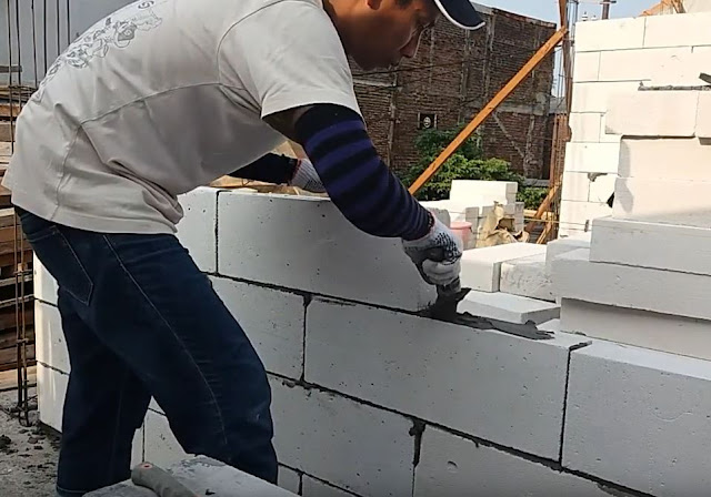 Perbedaan Bata Merah, Batako dan Bata Ringan - Arsitur Studio