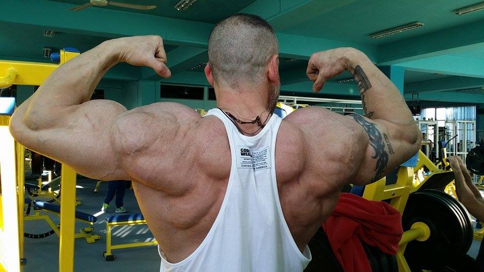 Muscle Lover: Greek muscle daddy Periklis Tsouris