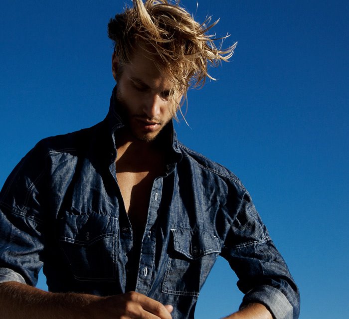 Aaron Brueckner by Rick Day | Oh yes I am