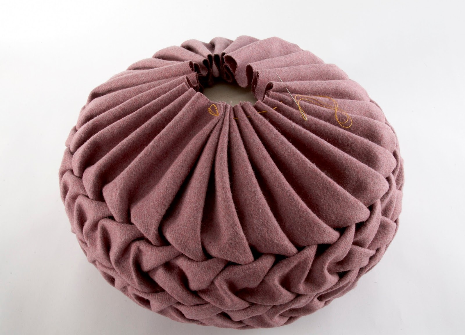 Sew What? by Debbie Shore: Matrix round cushion instructions and link ...