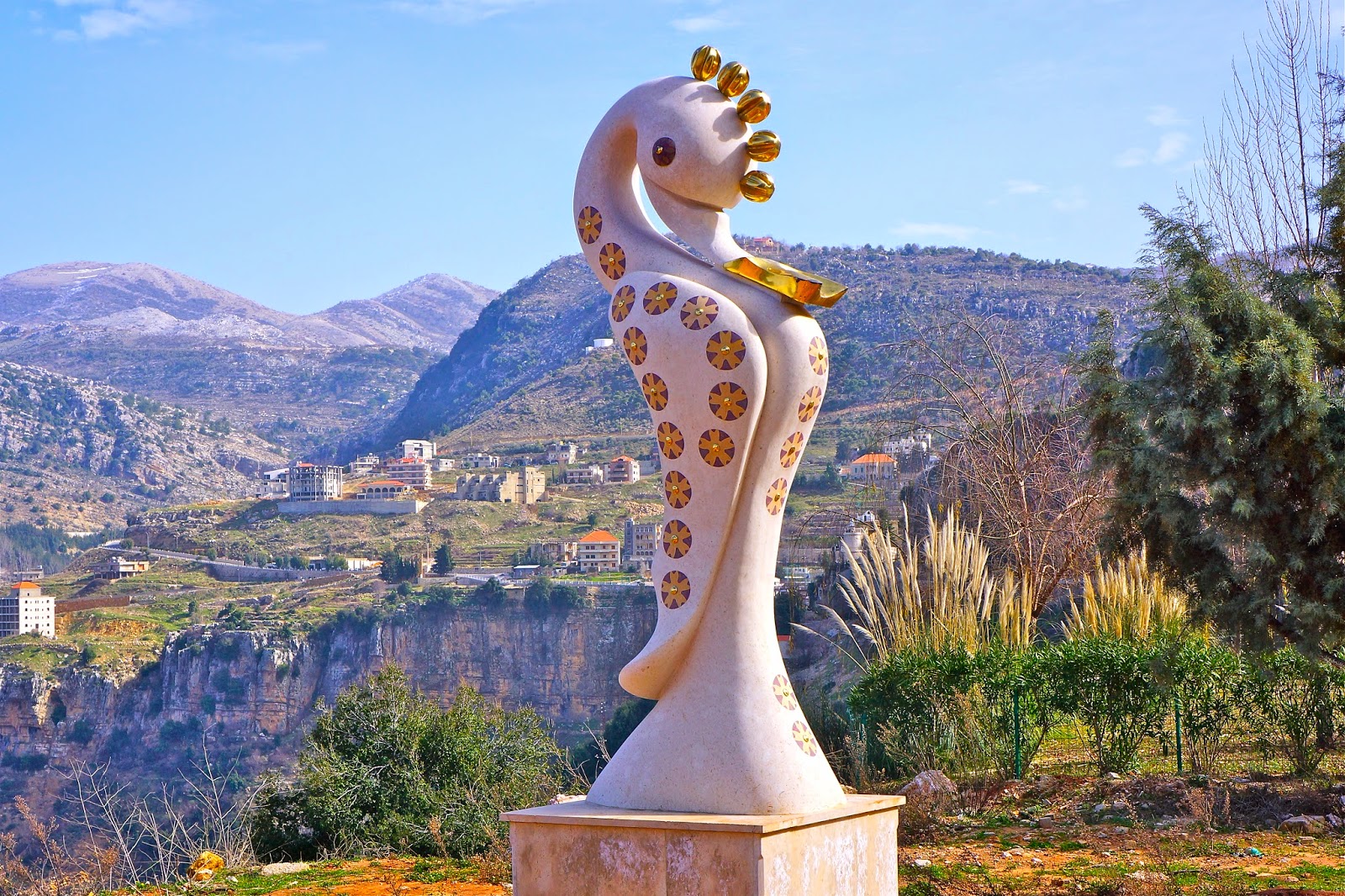 Giant Phoenix in Jezzine, Lebanon |Photoblog On-The-Go